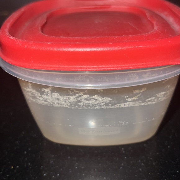 Rubbermaid | Kitchen | Rubbermaid Small Square Plastic Food Storage ...